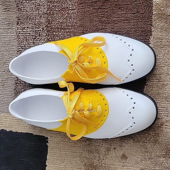 Biion | Shoes | Biion Oxford Rubber Golf Shoes Womens Size 8 Spikeless ...